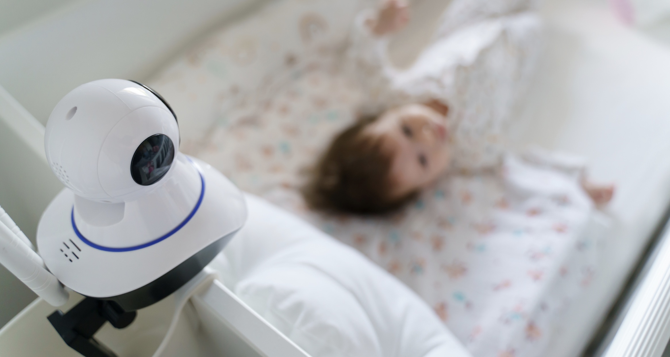 Babyalarm med kamera → Guide: De 5 bedste modeller (2025)